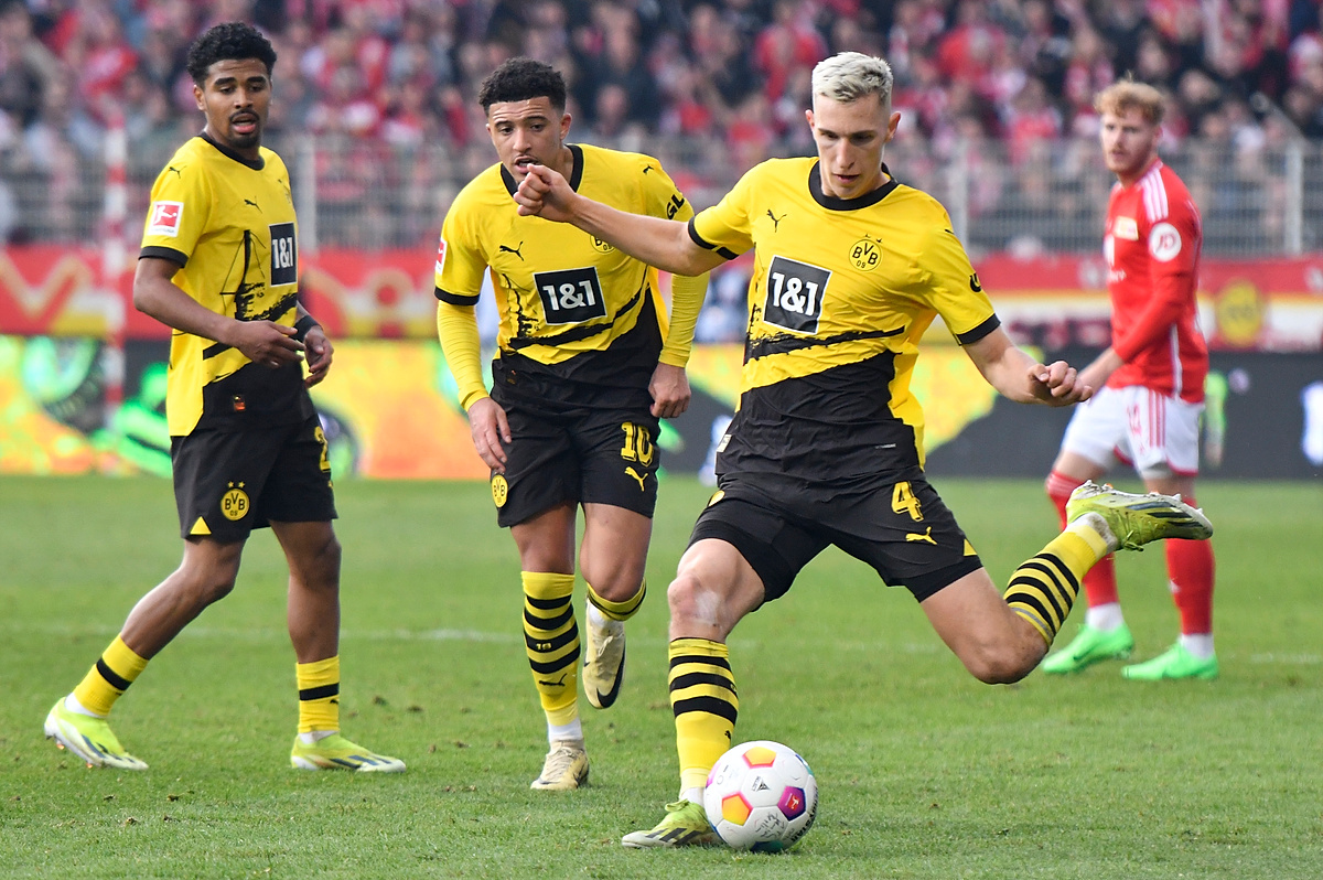 Borussia Dortmund - PSV Eindhoven 13.03 - Typy