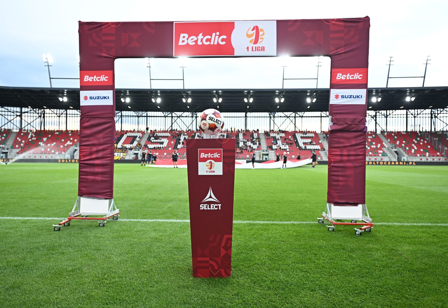 W Betclic 1. Lidze kolejny trener zwolniony. Znany jest już jego następca